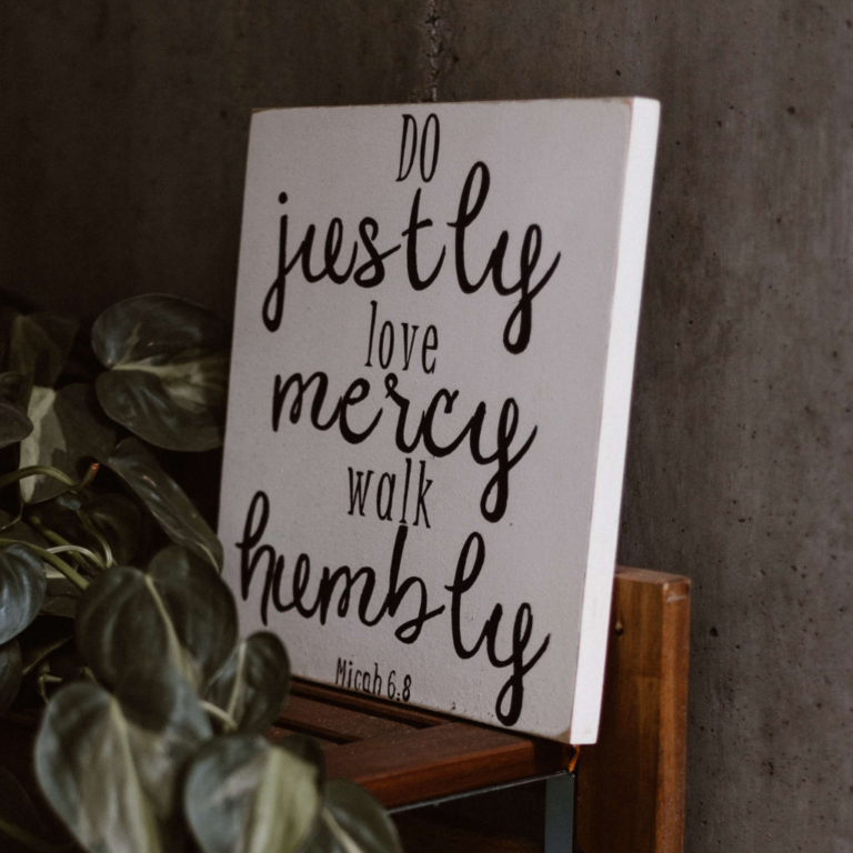 Christian Prayer Room Ideas To Strengthen Your Faith