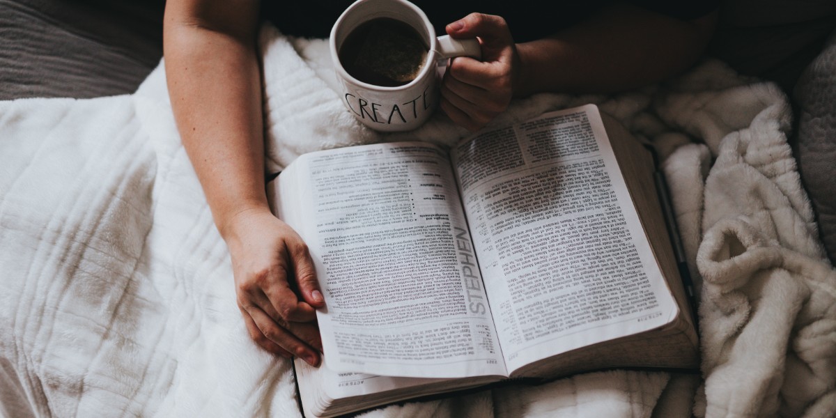 Christian Prayer Vs. Meditation: The Biblical Answer Christian Prayer Vs. Meditation: The Biblical Answer