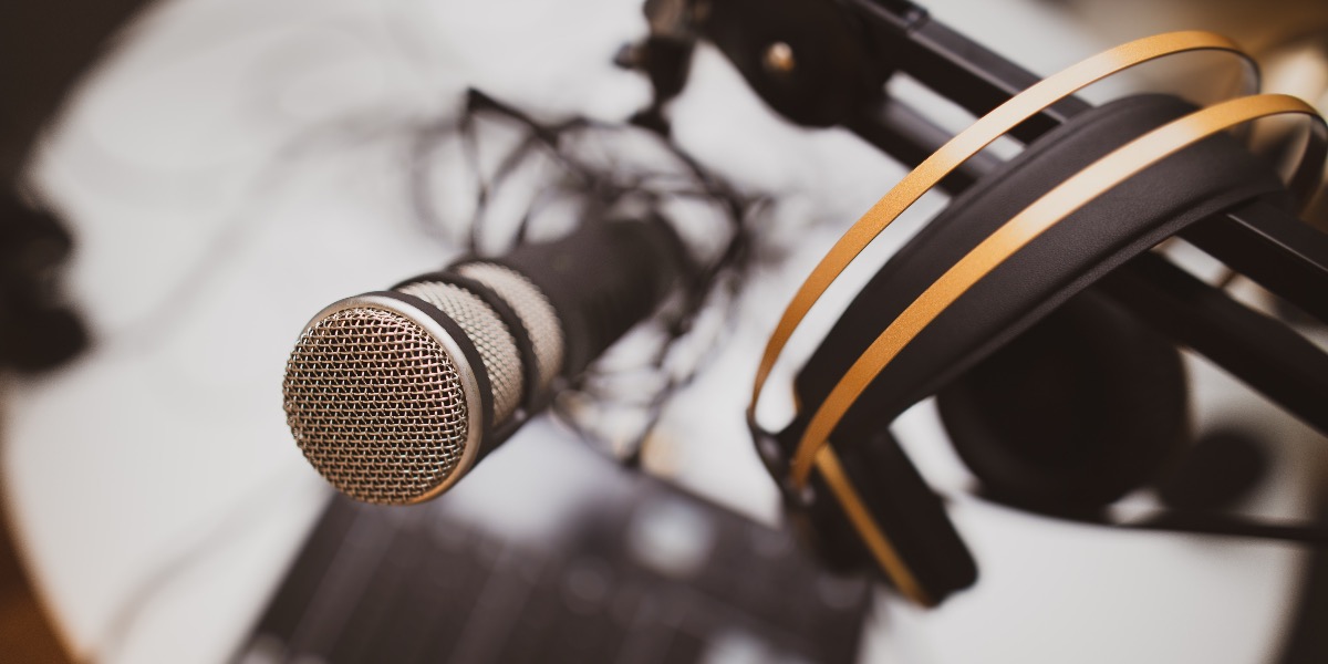 Top 21 Christian Theology Podcasts to Listen To